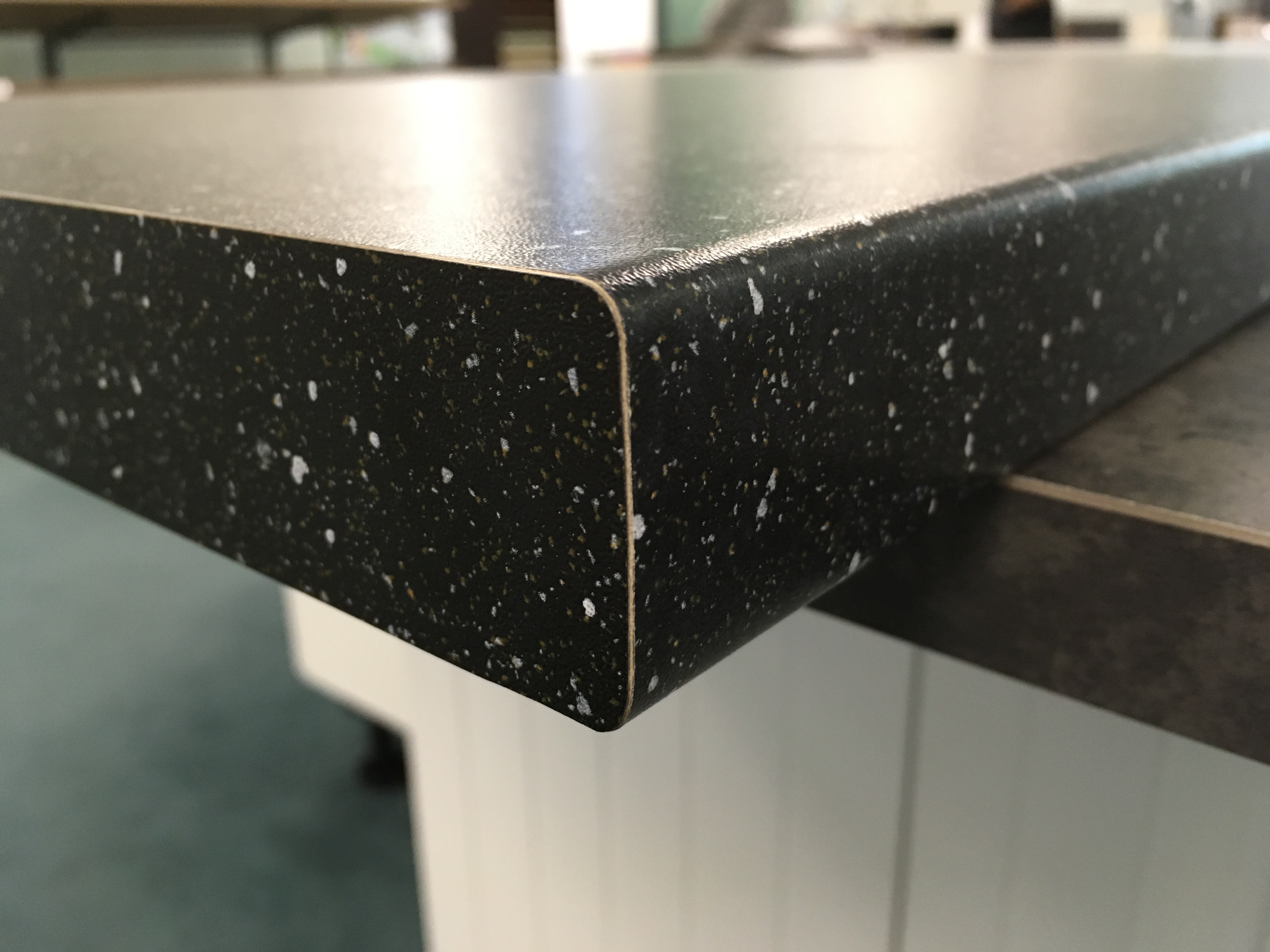 Standard Bench top Black Mineral - 4200mm long and 900mm wide | HASPERT ...